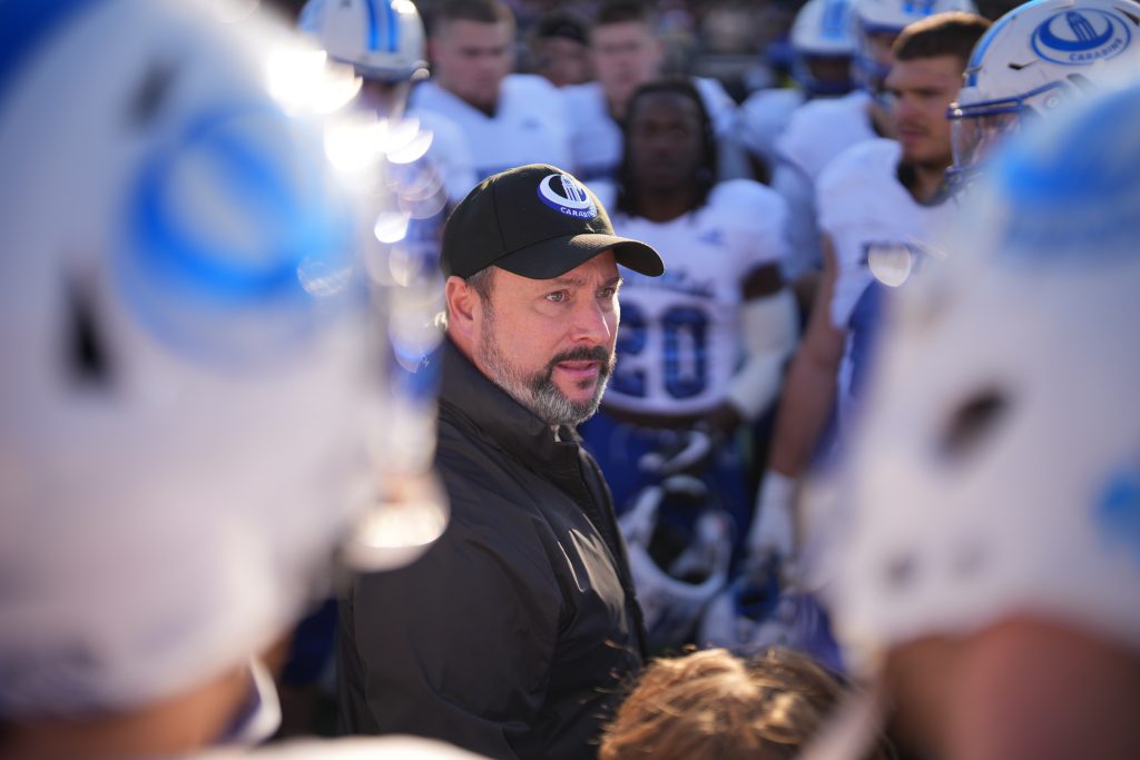 Les Carabins trébuchent à Québec - Carabins